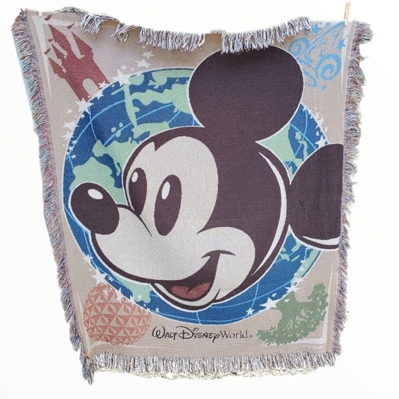 Disney | Bedding | Vintage Walt Disney World Globe Mickey Mouse Throw ...